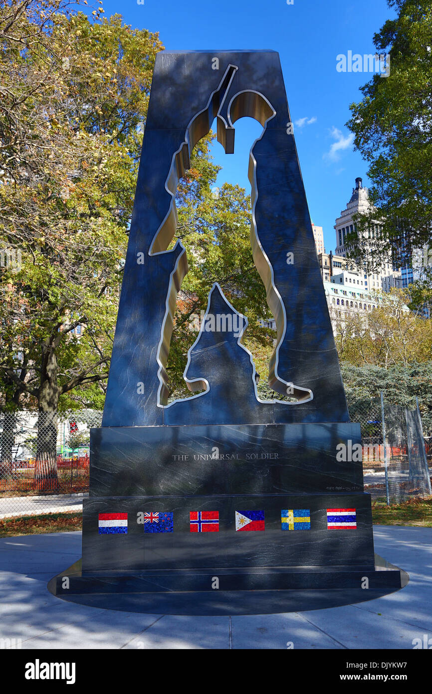 Soldier outline hi-res stock photography and images - Alamy