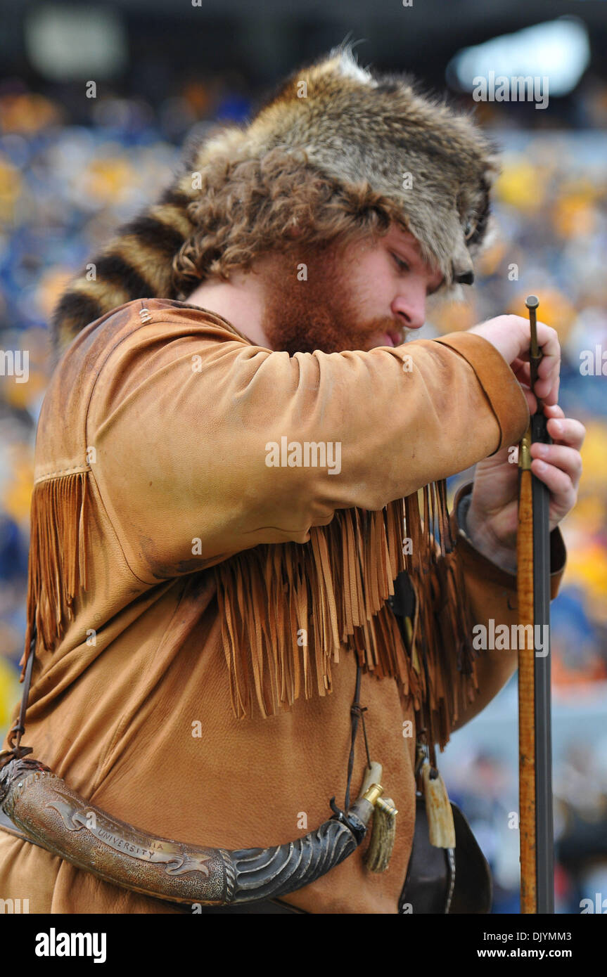 University Of Virginia Mascot High Resolution Stock Photography and ...