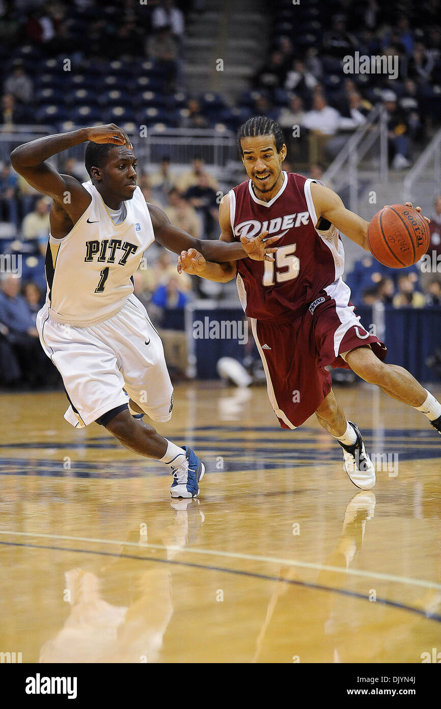 Rider broncs mens basketball hi-res stock photography and images - Alamy