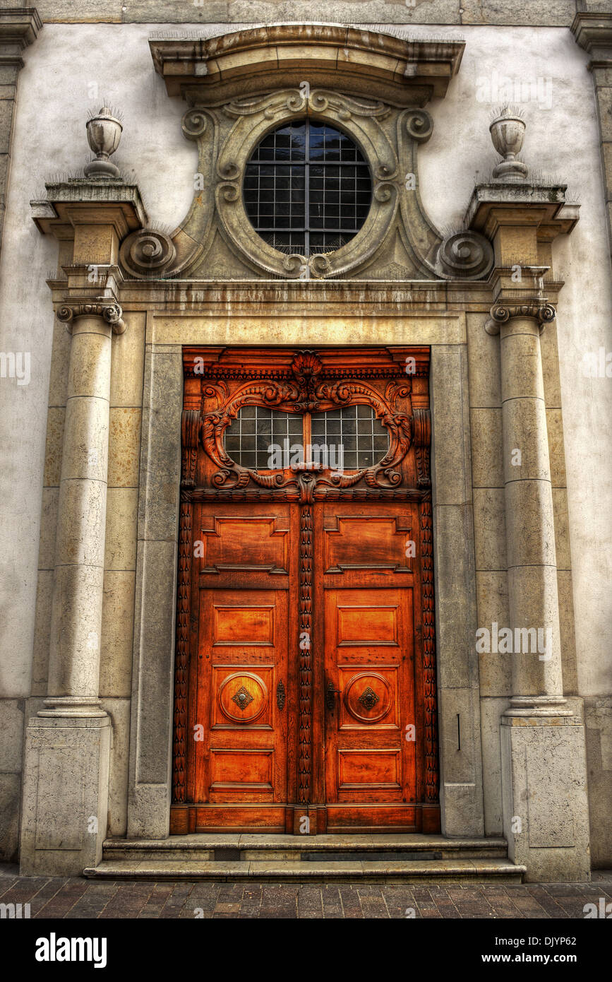 Nice entrance door hi-res stock photography and images - Alamy