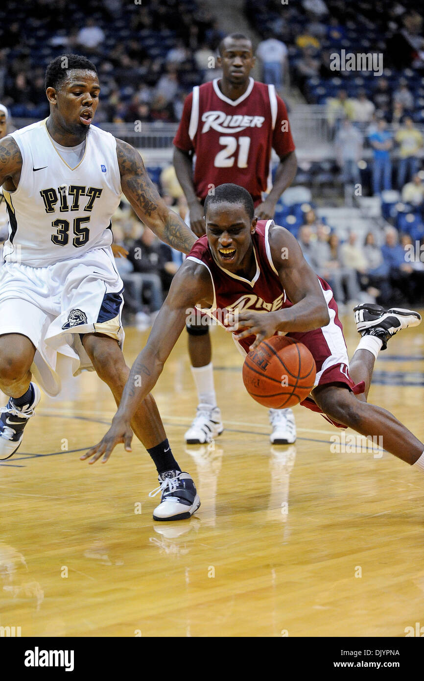Rider broncs mens basketball hi-res stock photography and images - Alamy