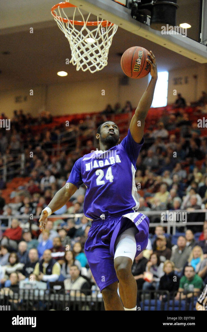 Niagara Purple Eagles High Resolution Stock Photography and Images - Alamy
