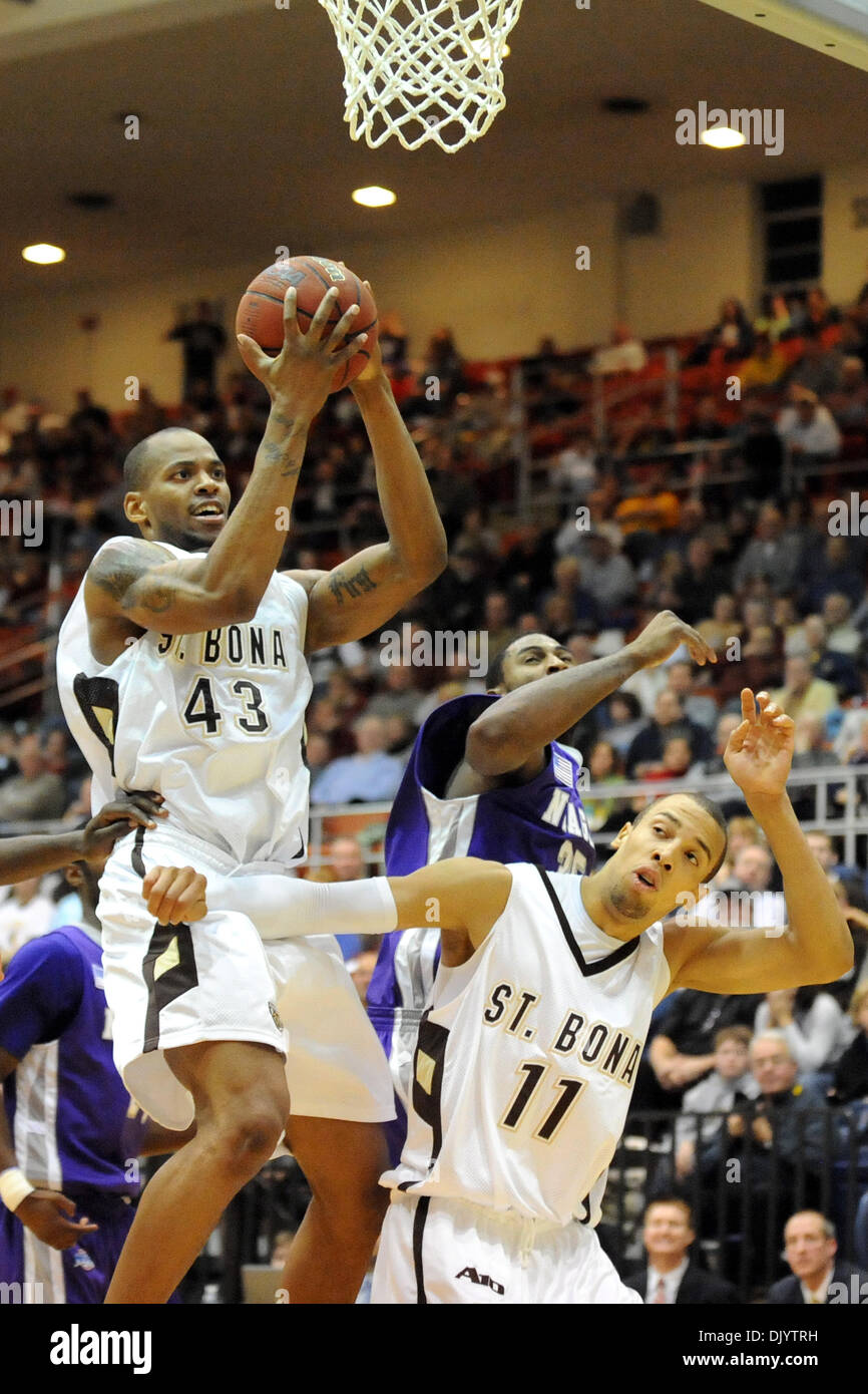 St bonaventure university bonnies hi-res stock photography and images ...