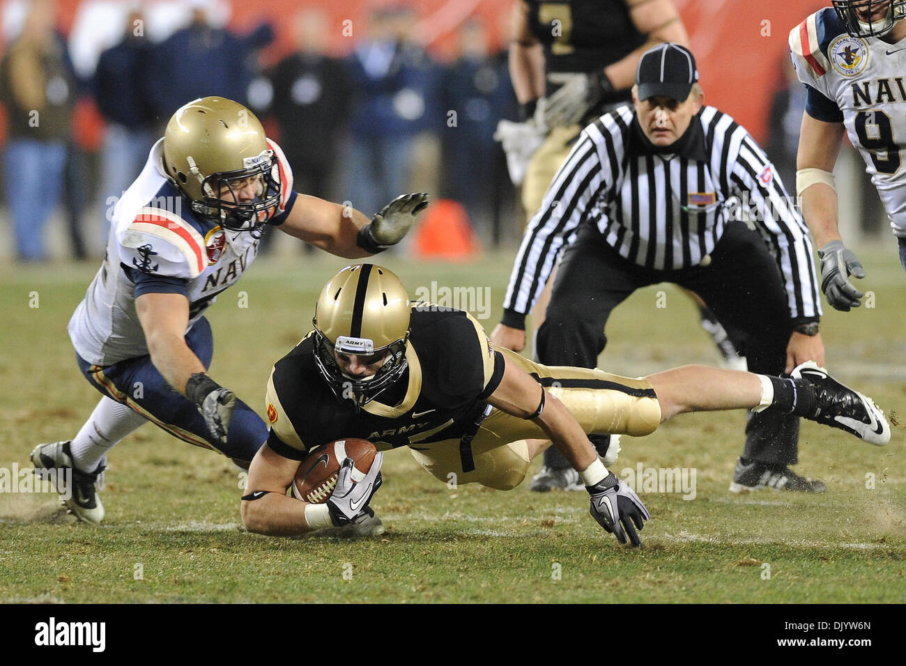 Army wide receiver hi-res stock photography and images - Alamy