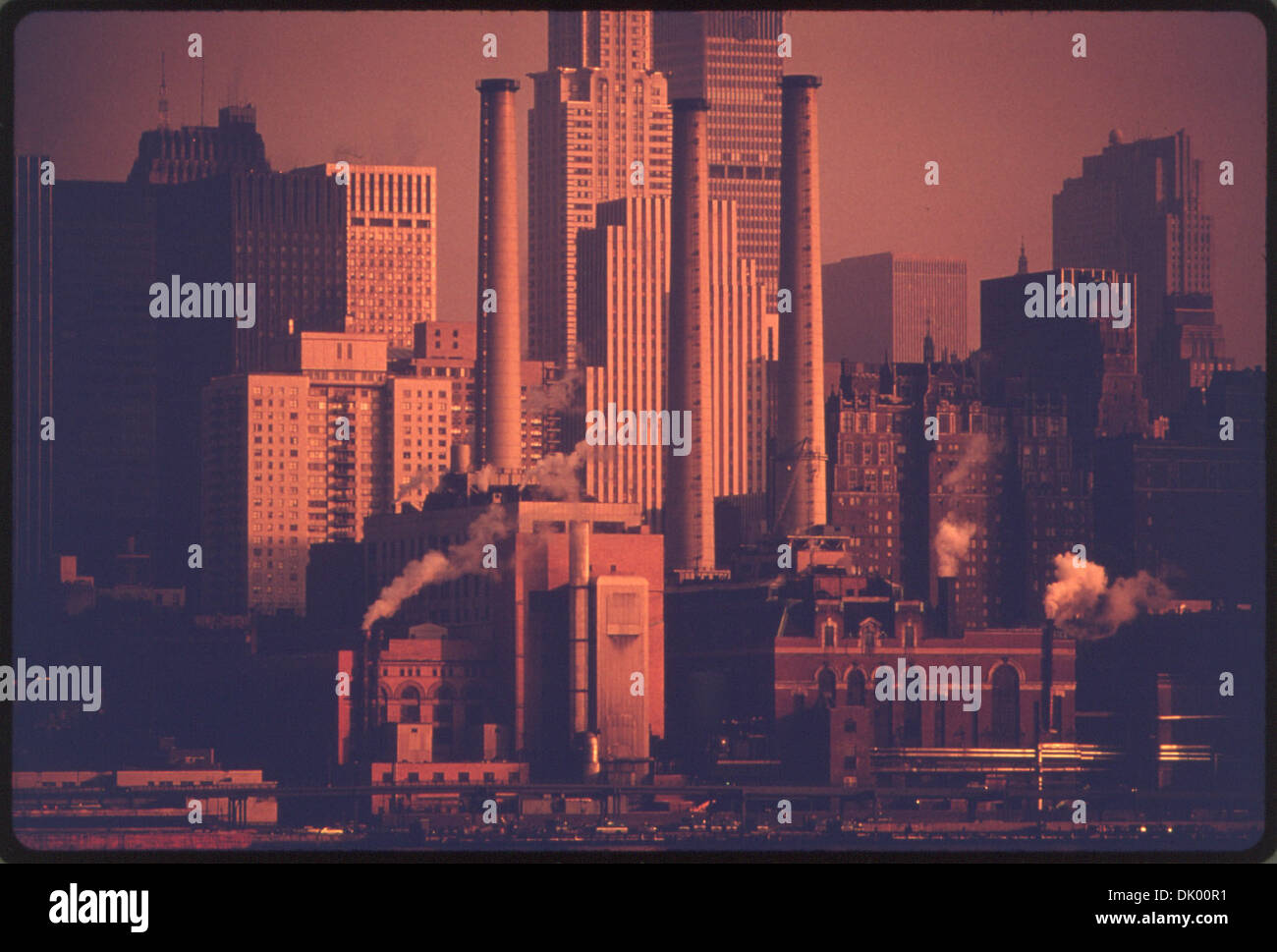 Consolidated edison power plant hi-res stock photography and images - Alamy