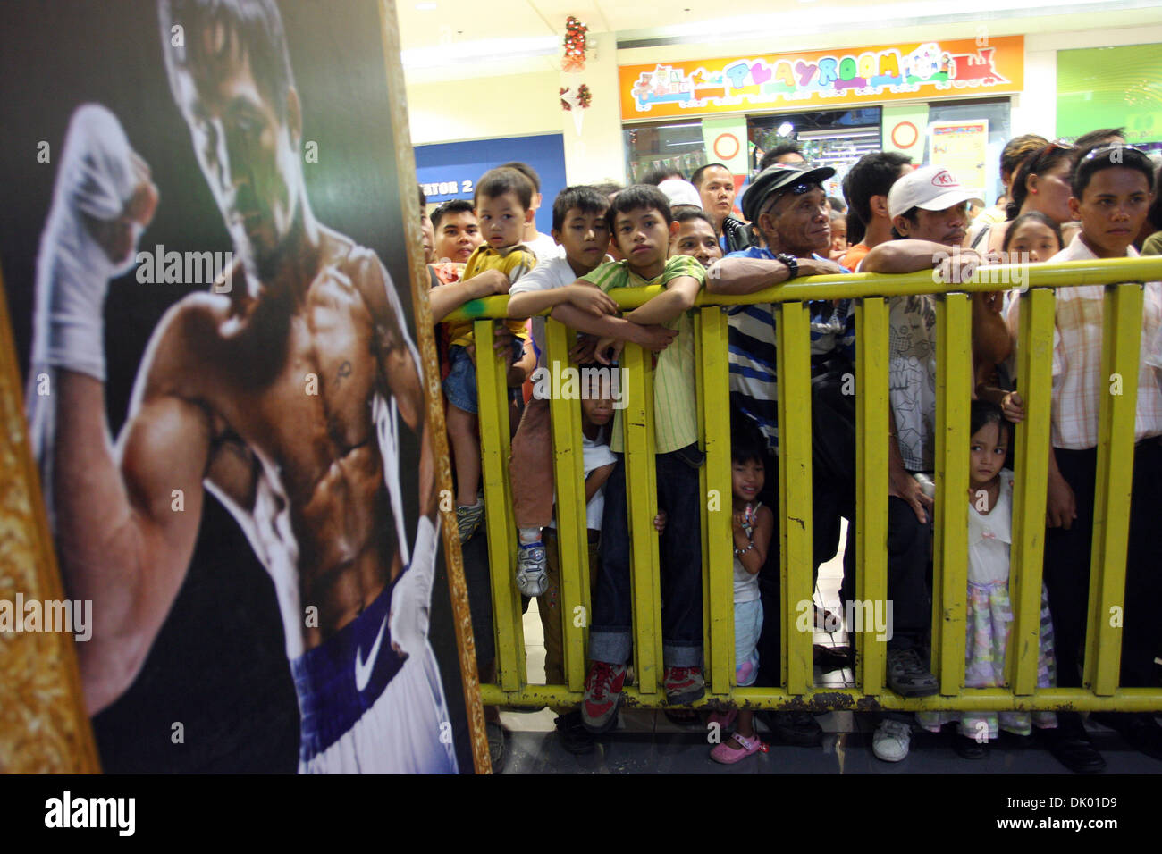 Dec 17, 2010 - General Santos, Philippines - Philippine boxing ...