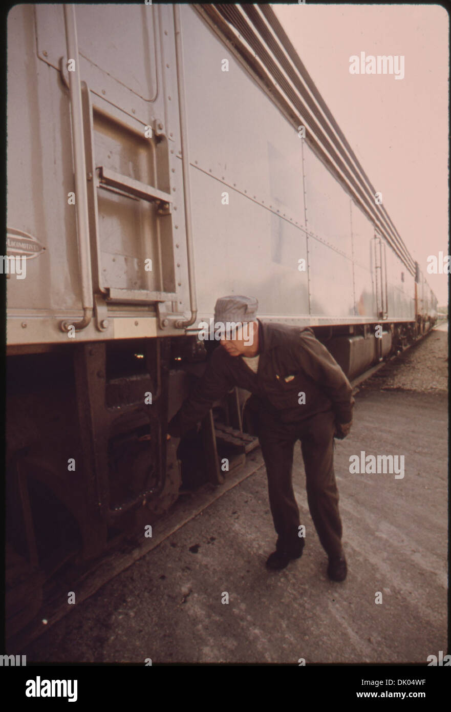 Steam train fireman hi-res stock photography and images - Alamy