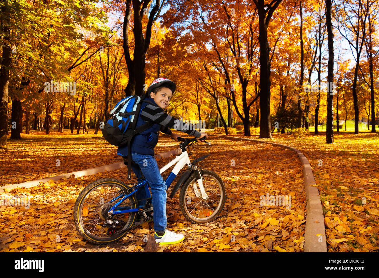 Boy child kid leaning back hi-res stock photography and images - Alamy