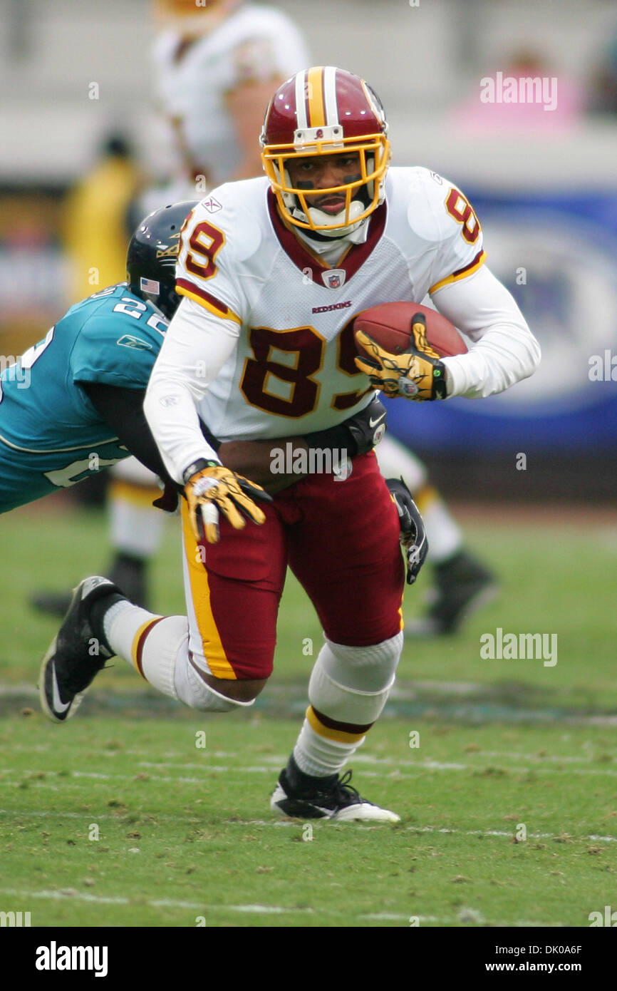 David moss football hi-res stock photography and images - Alamy