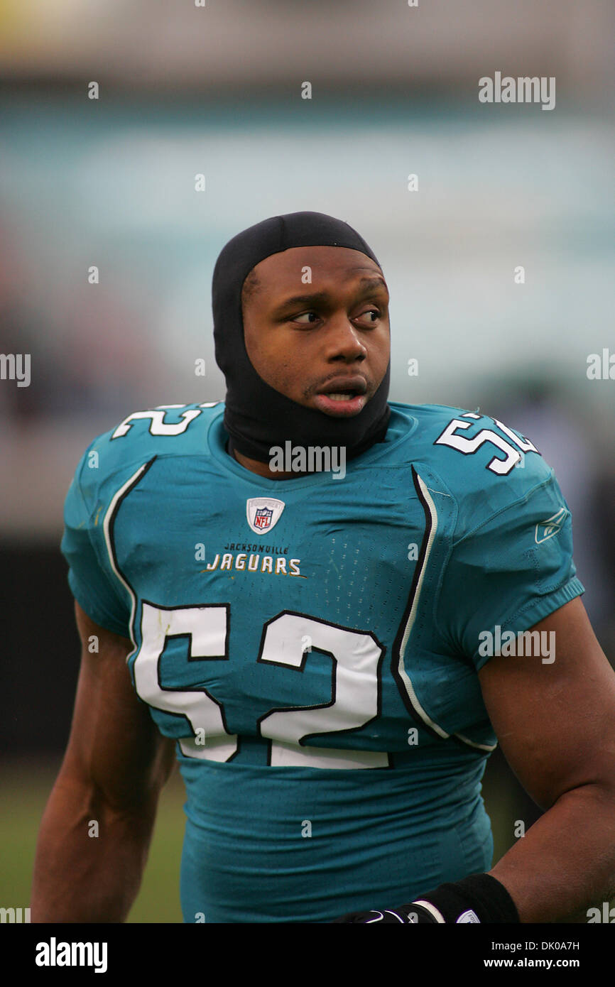 Jacksonville jaguars linebacker daryl smith hi-res stock photography ...