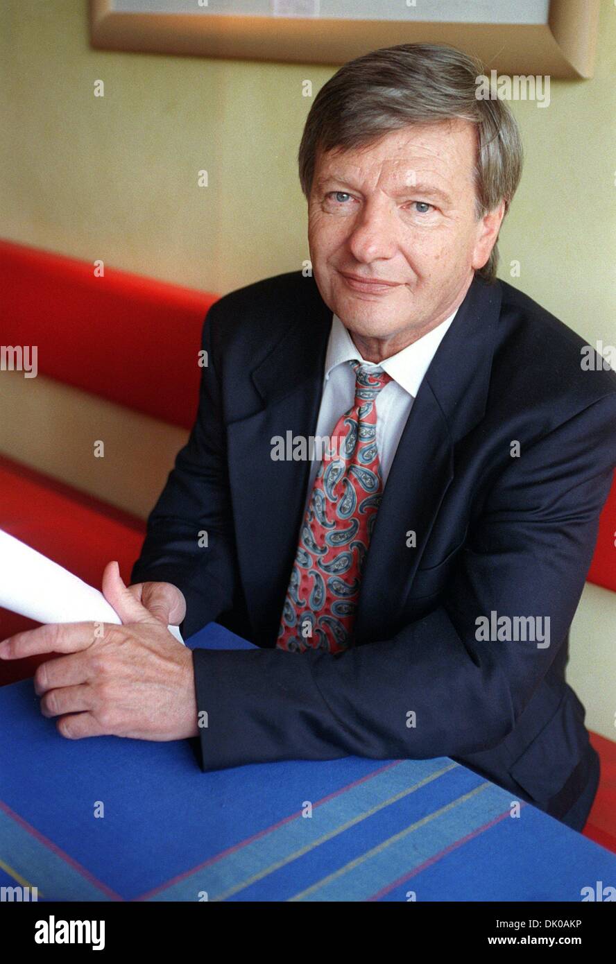 (FILE) The file photo dated 12 May 1998 shows Peter Graf, father of the ...