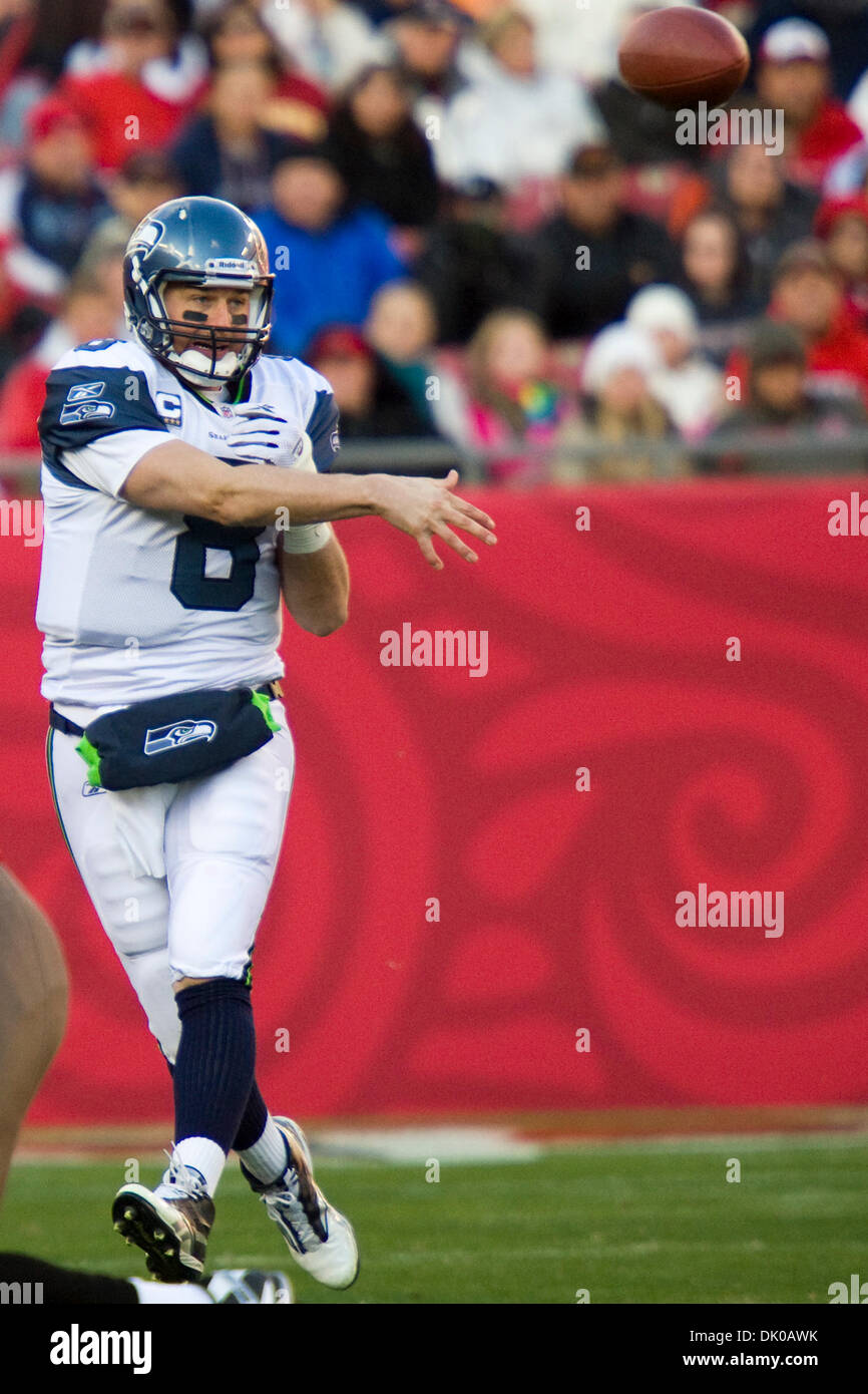 Dec. 26, 2010 - Tampa, Florida, USA - Seattle Seahawks quarterback Matt ...