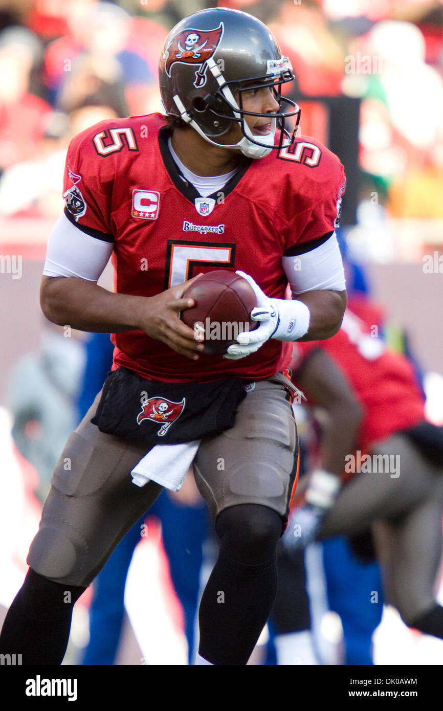 Dec. 26, 2010 - Tampa, Florida, USA - Tampa Bay Buccaneers quarterback ...