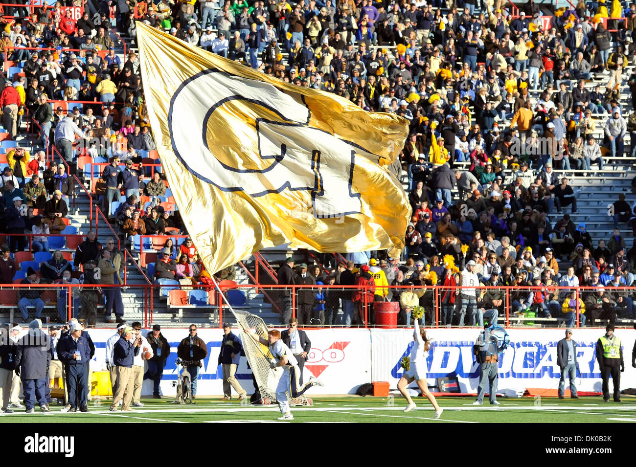 Georgia tech cheerleaders hi-res stock photography and images - Alamy