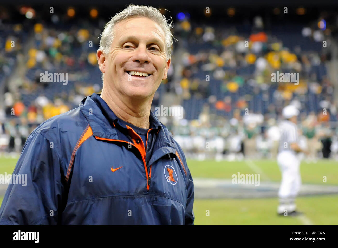 Dec. 29, 2010 - Houston, Texas, U.S - Illinois head coach Ron Zook ...