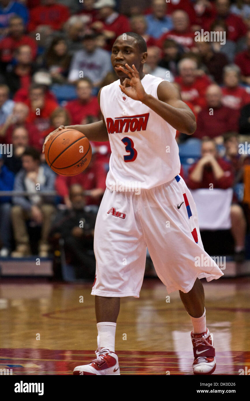 Dec. 29, 2010 - Dayton, Ohio, U.S - Dayton Flyers guard Juwan Staten (3 ...