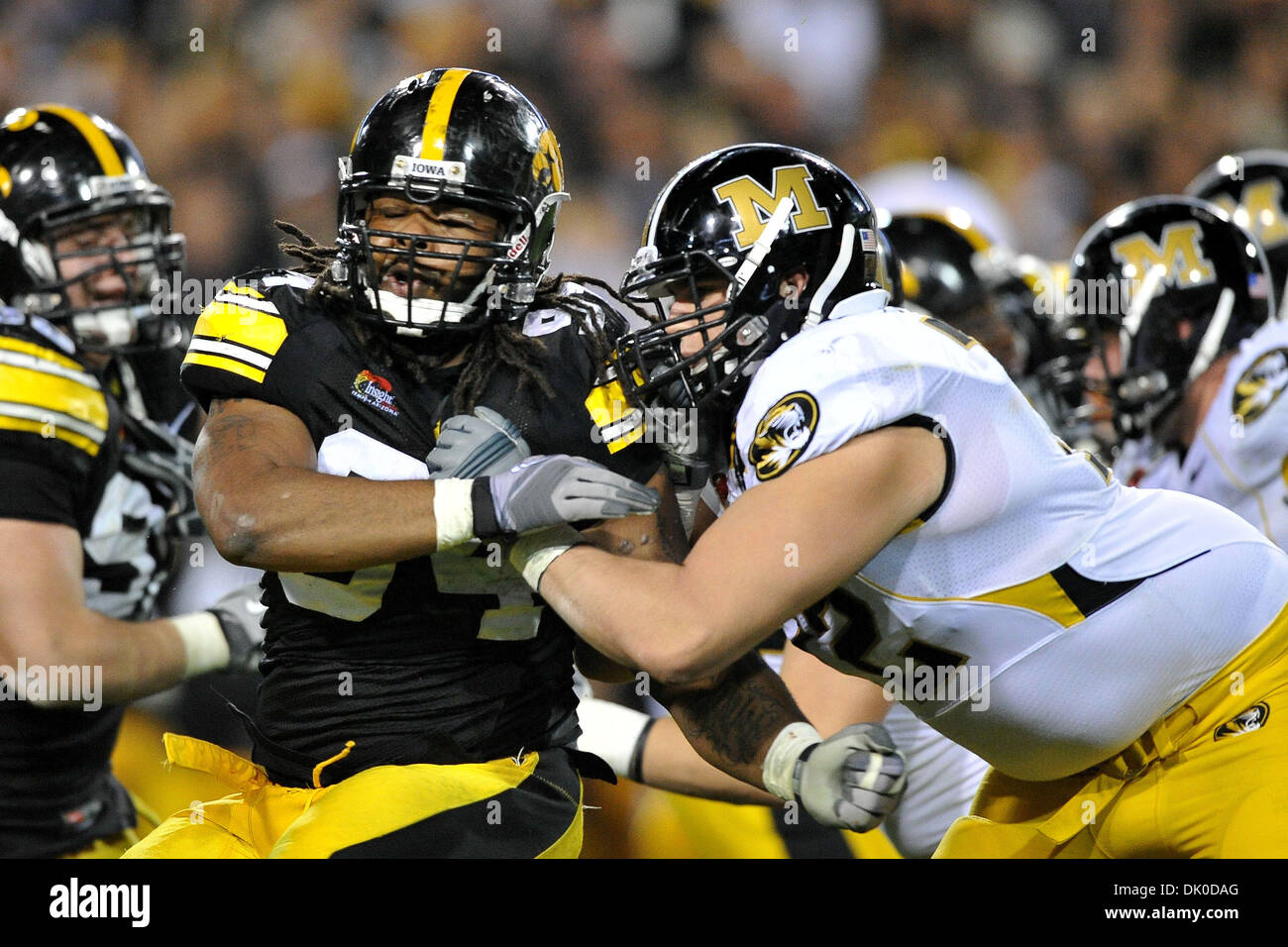 Missouri football stadium tigers hi-res stock photography and images ...