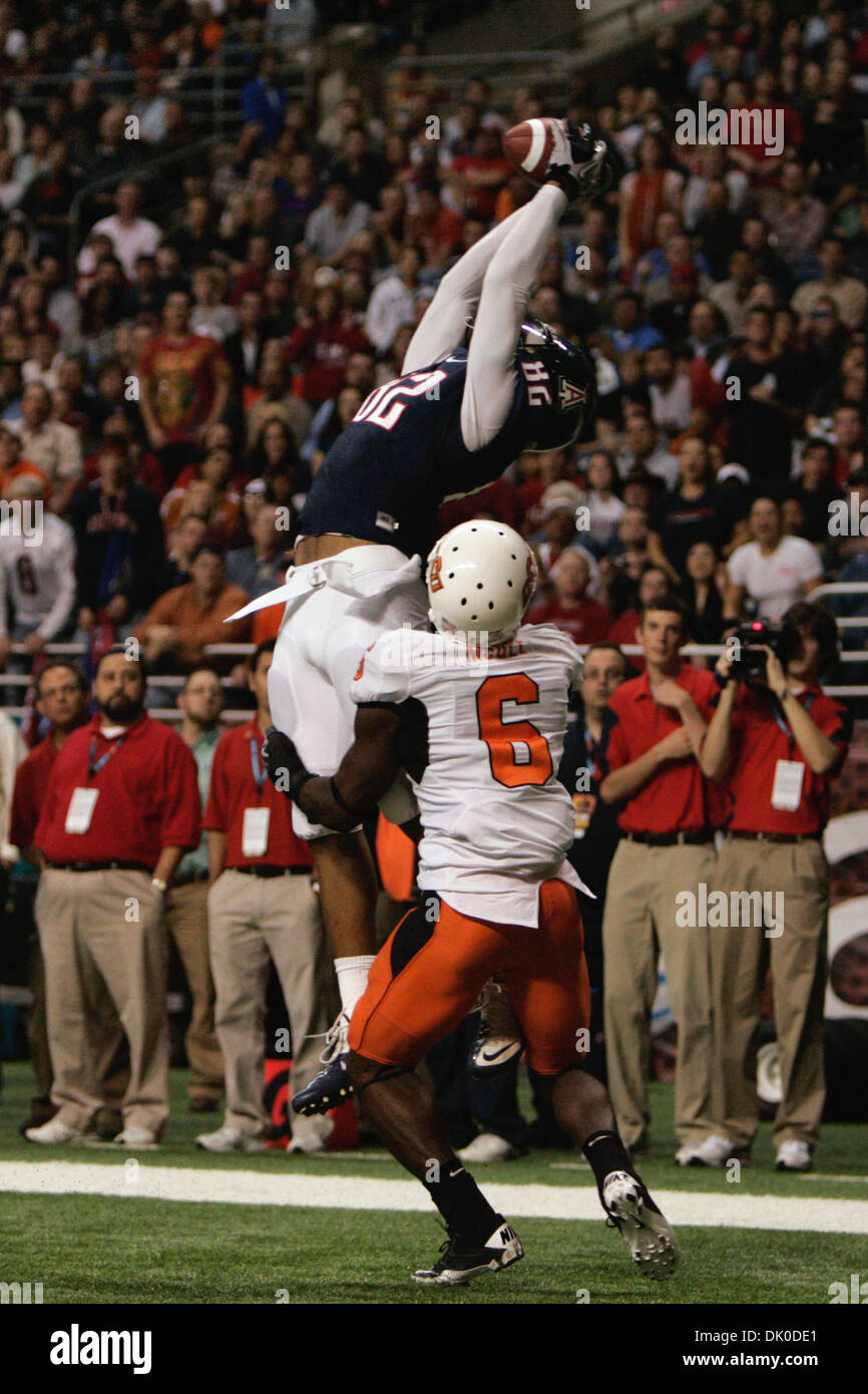 Dec. 29, 2010 - San Antonio, Texas, United States of America - Arizona ...