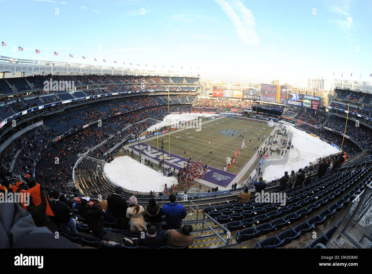 Kansas state football stadium hi-res stock photography and images - Alamy