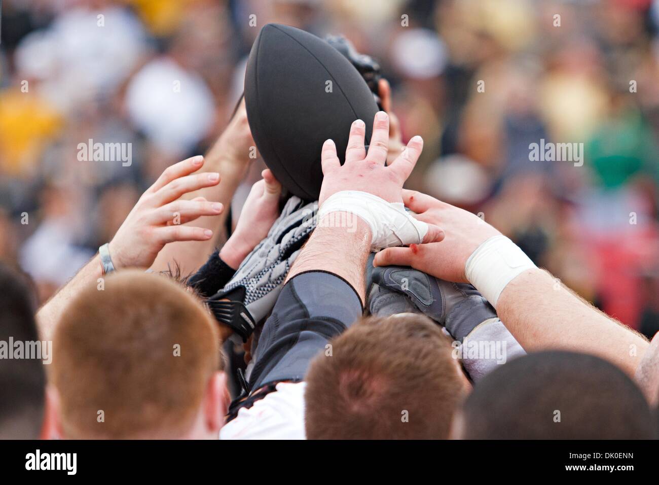 Bell helicopter armed forces bowl hi-res stock photography and images ...