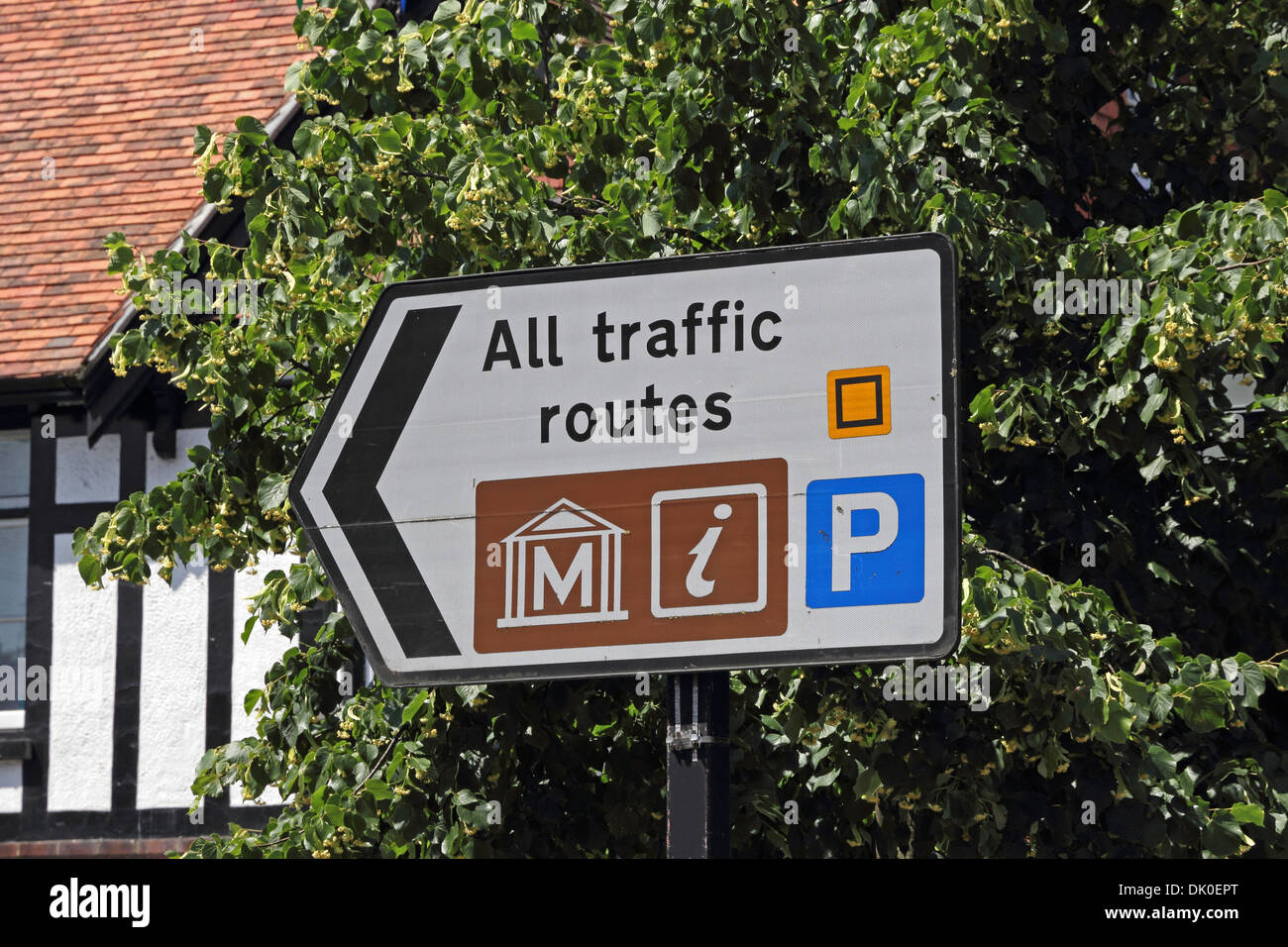 All traffic routes sign Stock Photo - Alamy