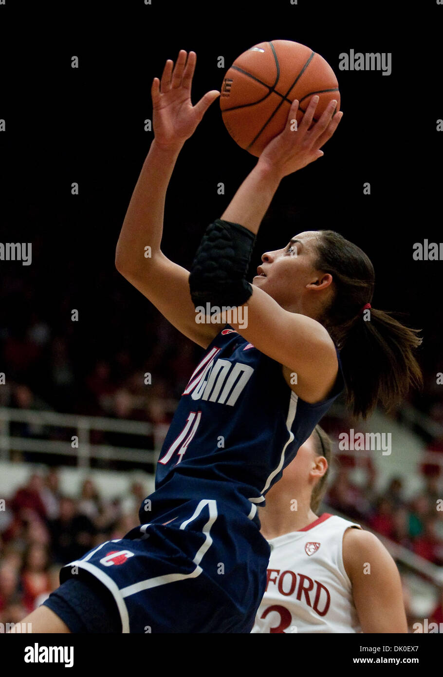 Kelly stanford hi-res stock photography and images - Alamy