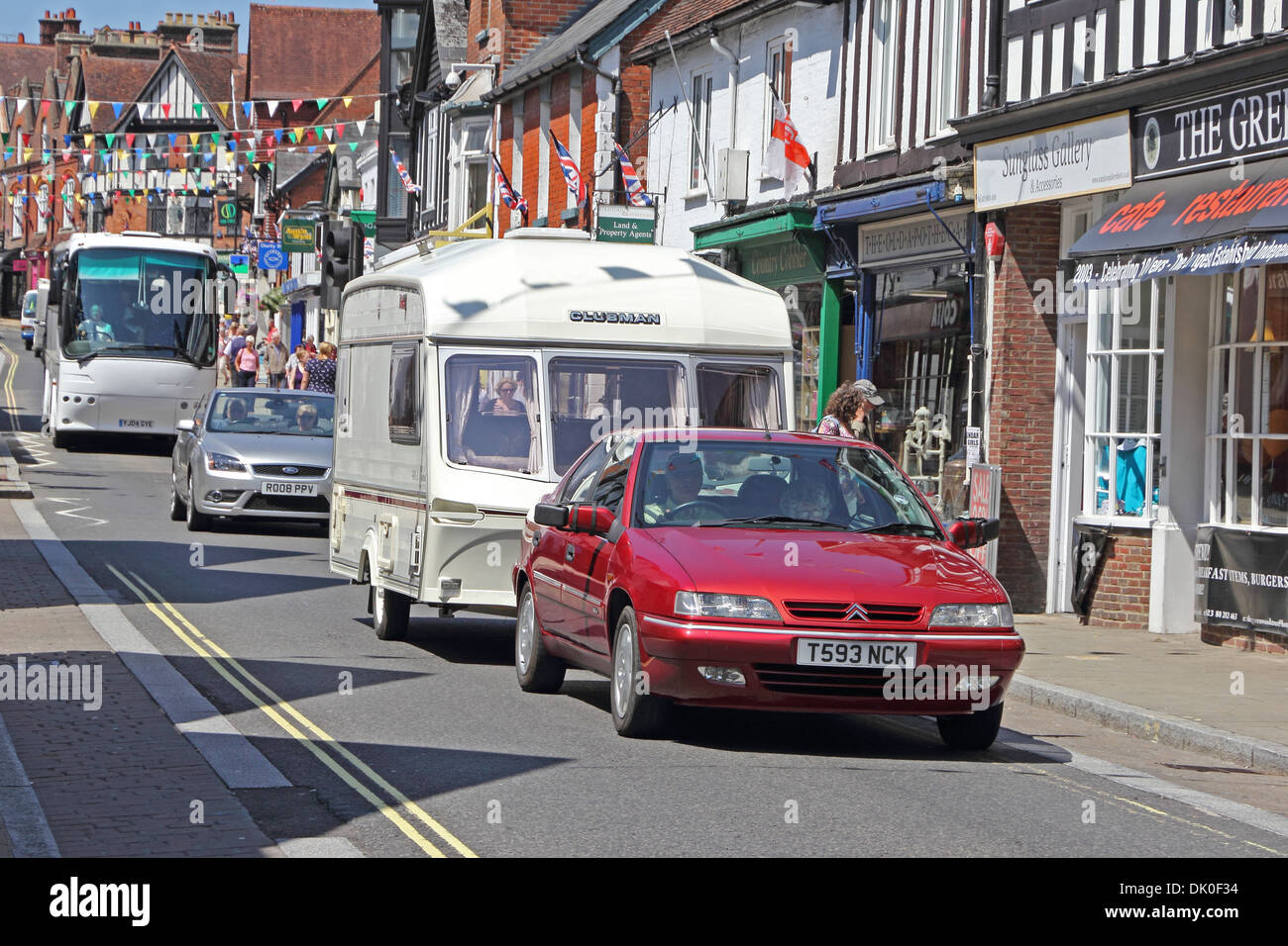 Car towing caravan hi-res stock photography and images - Alamy