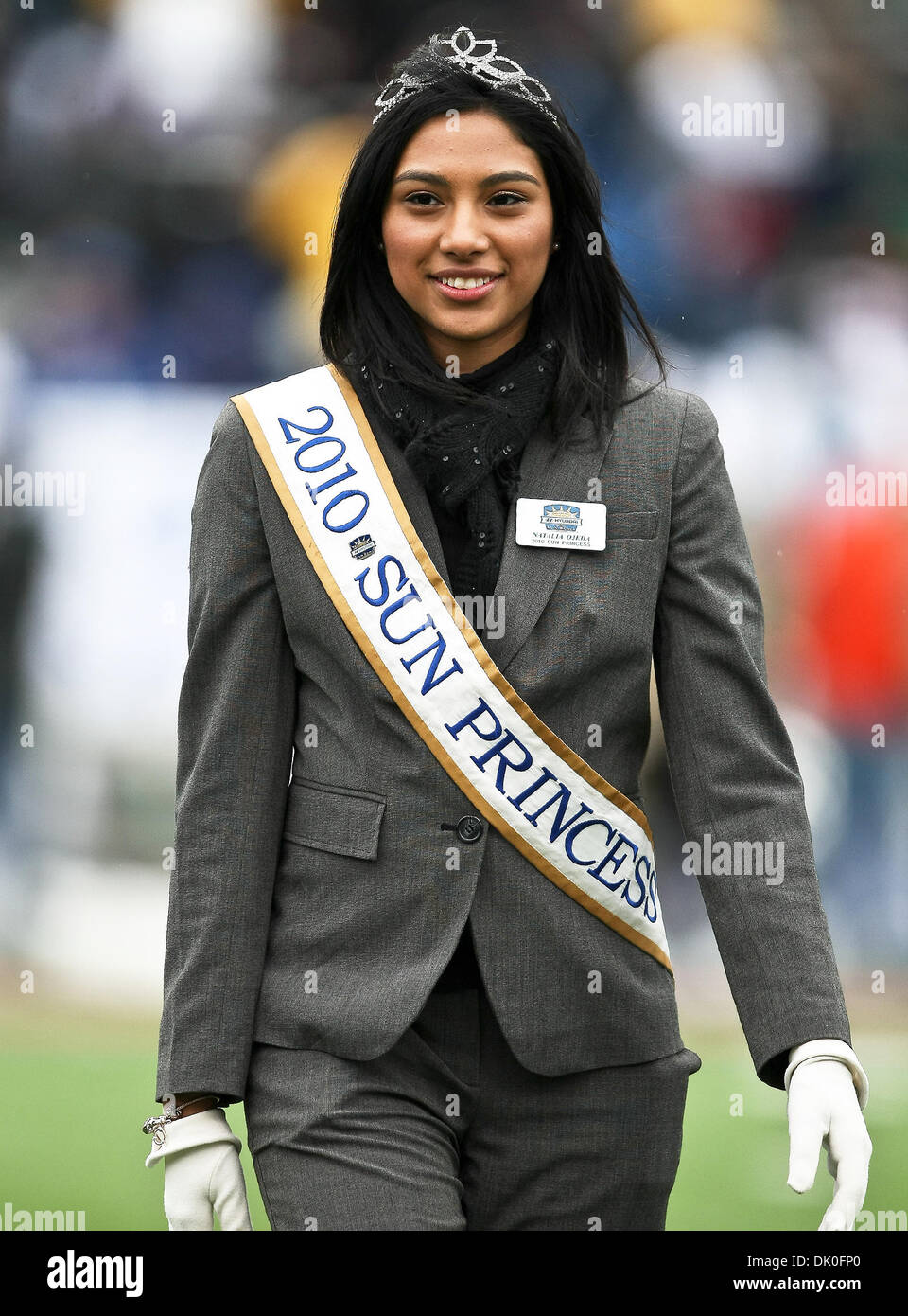 Dec. 31, 2010 - El Paso, Texas, U.S - A Sun Bowl Princess before the ...