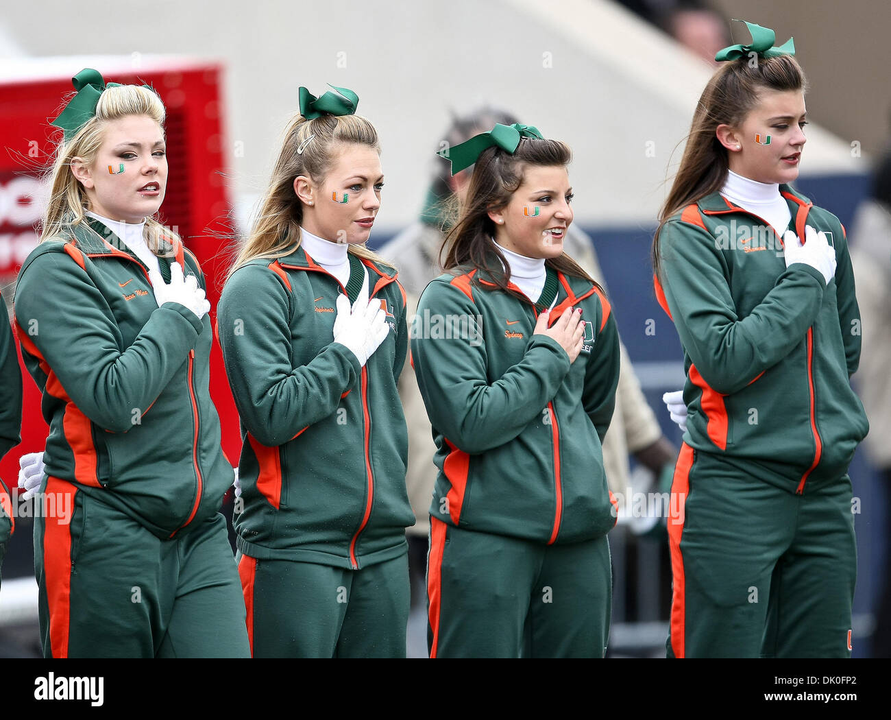 Miami hurricane cheerleaders hi-res stock photography and images - Alamy
