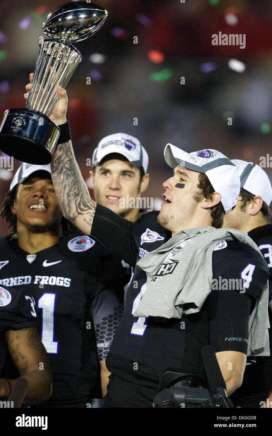 Big 10 championship trophy hi-res stock photography and images - Alamy