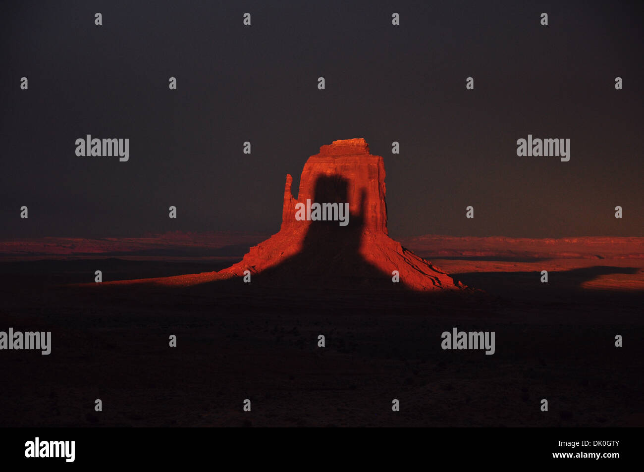 Shadow valley hi-res stock photography and images - Alamy