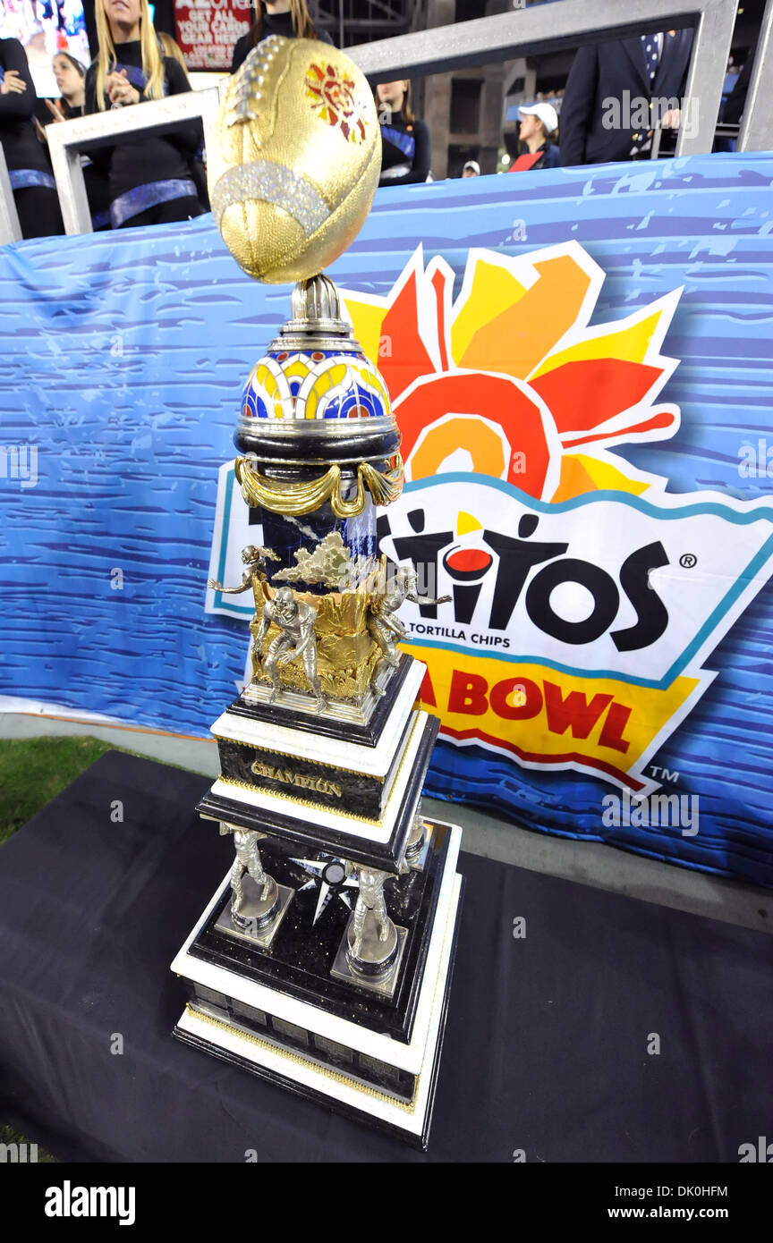 Jan. 1, 2011 - Glendale, Arizona, U.S - The 2011 Tostitos Fiesta Bowl ...