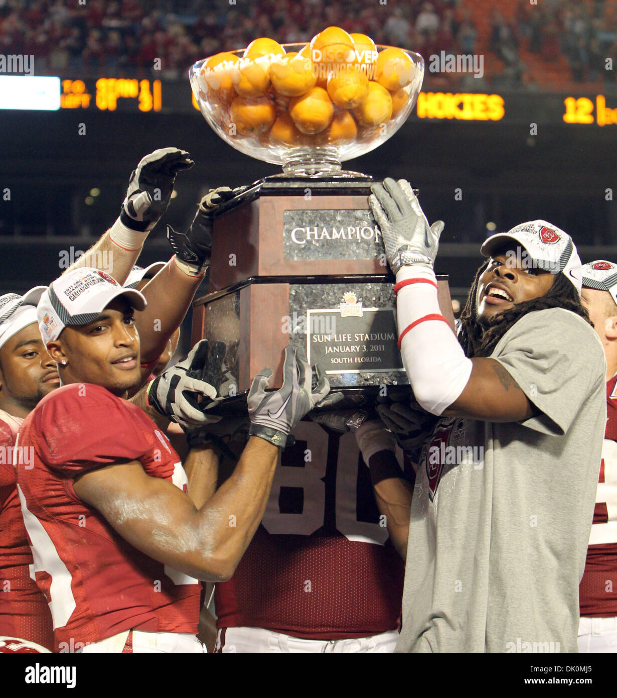 Orange bowl trophy hi-res stock photography and images - Alamy