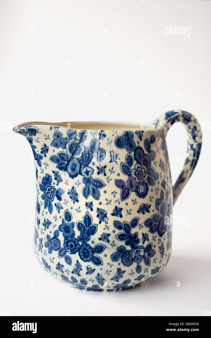 Antique blue white jug hi-res stock photography and images - Alamy
