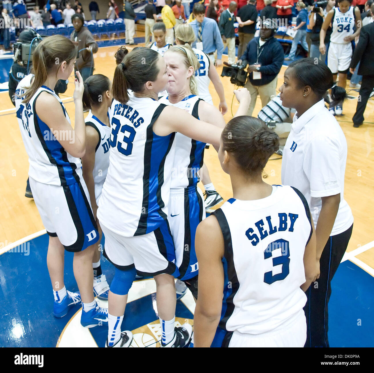 Jan. 6, 2011 - Durham, North Carolina, U.S - Duke team celebrates win ...