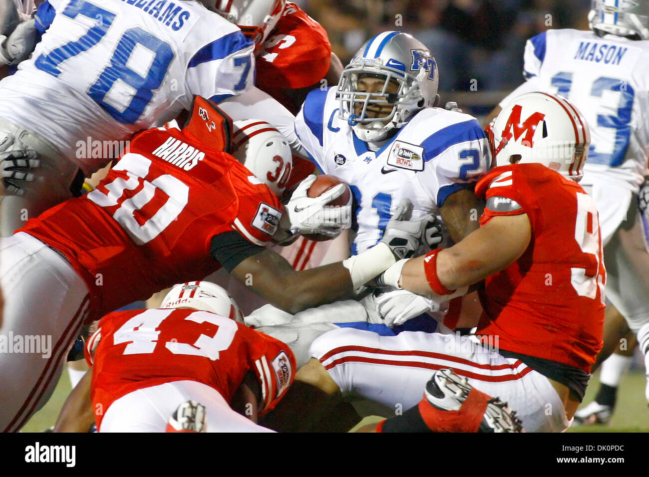 Middle tennessee blue raiders football hi-res stock photography and ...