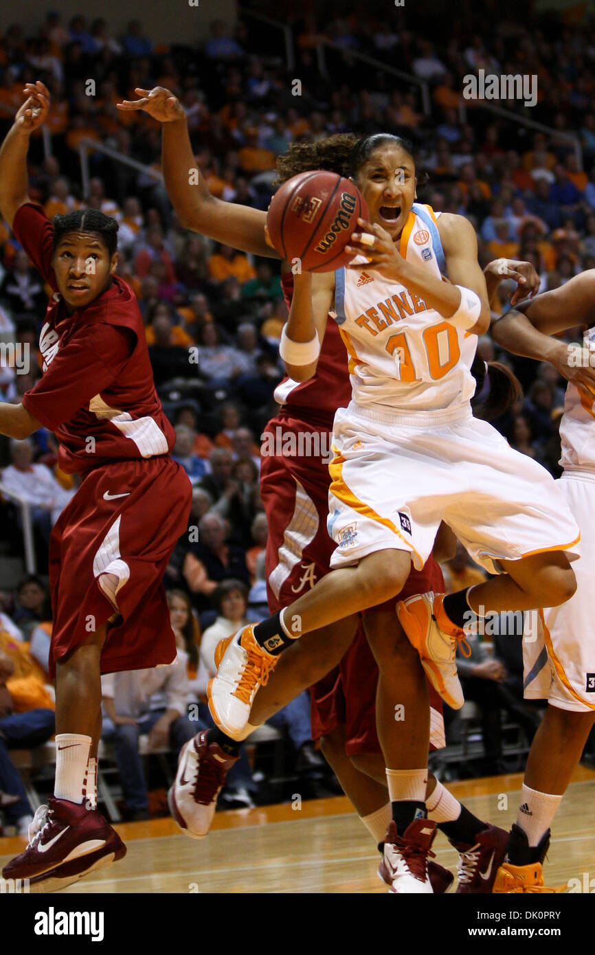 Jan. 6, 2011 - Knoxville, Tennessee, U.S - Tennessee guard MEIGHAN ...