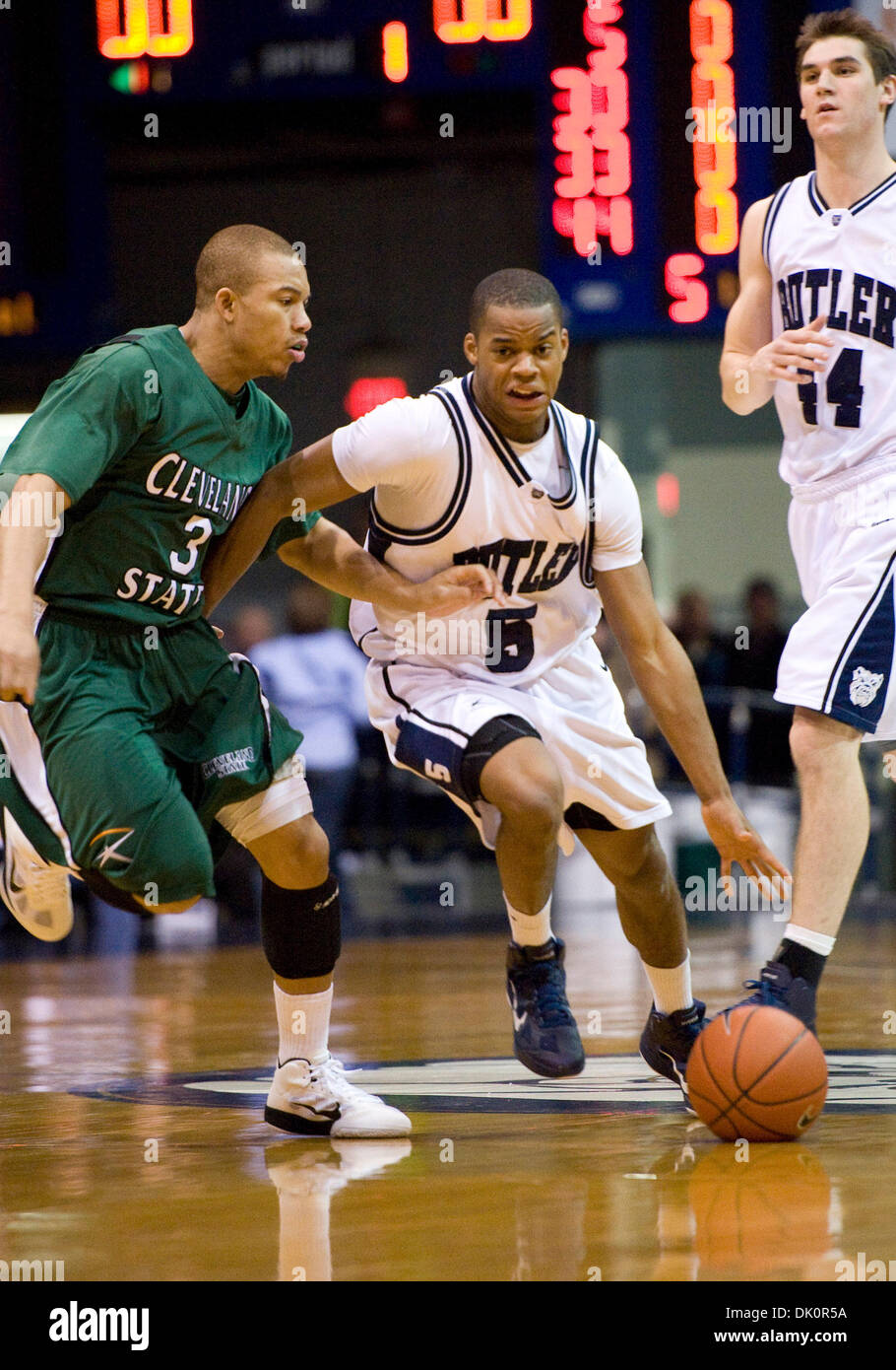 Jan. 7, 2011 - Indianapolis, Indiana, U.S. - Butler's RONALD NORED (5 ...