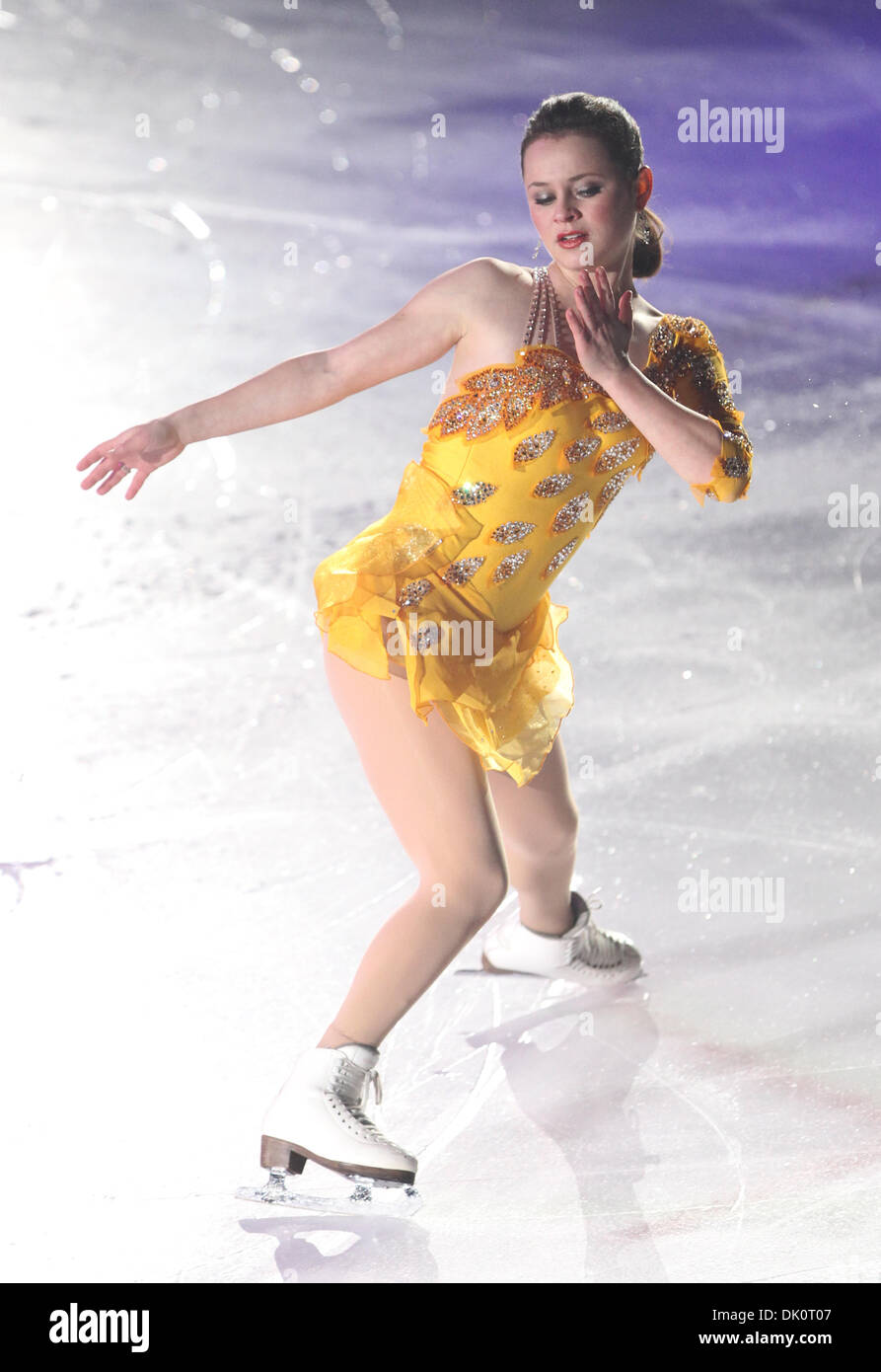 Jan. 8, 2011 - Osaka, Japan - SASHA COHEN of the US performs during the ...
