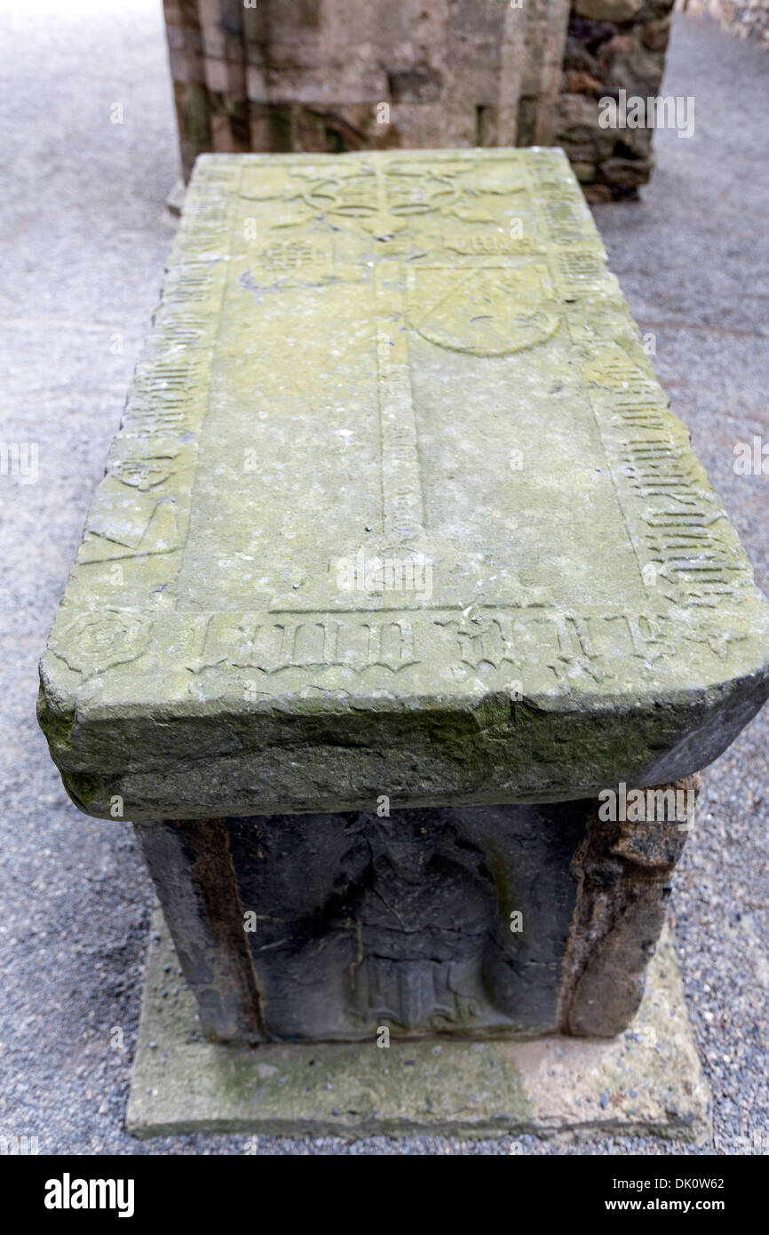 Tomb chest hi-res stock photography and images - Alamy