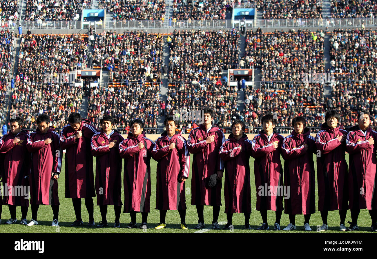 Jan. 9, 2011 - Tokyo, Japan - Players of Waseda University in action during the 47th Japan ...