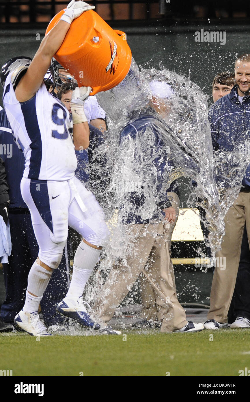Football Showers High Resolution Stock Photography and Images - Alamy