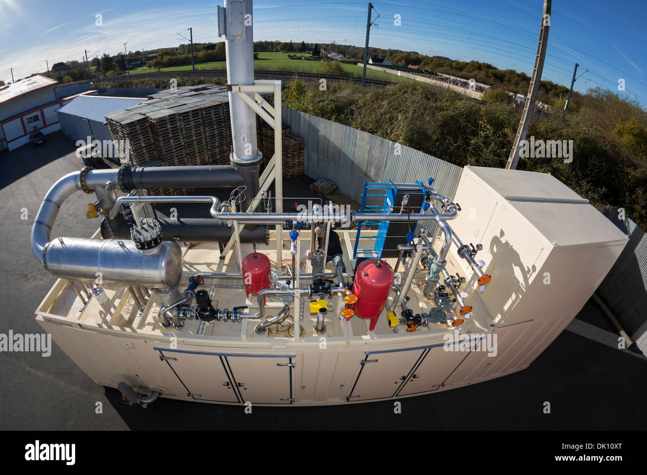 A containerized power station allowing the biogas recovering by ...
