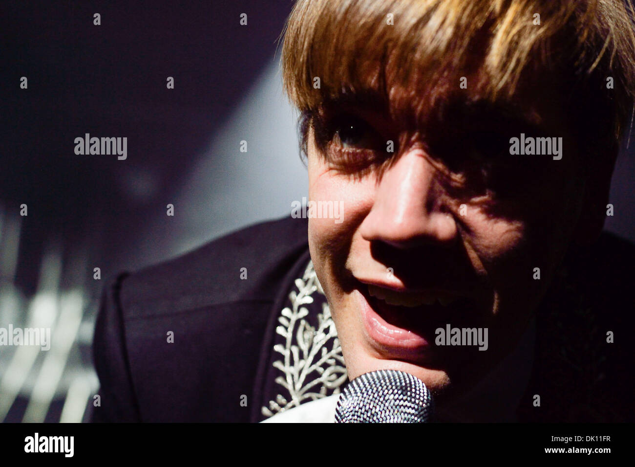 The hives lead singer hi-res stock photography and images - Alamy
