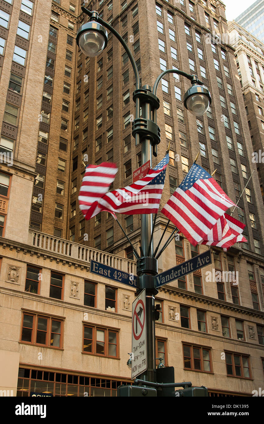 Move the flag hi-res stock photography and images - Alamy