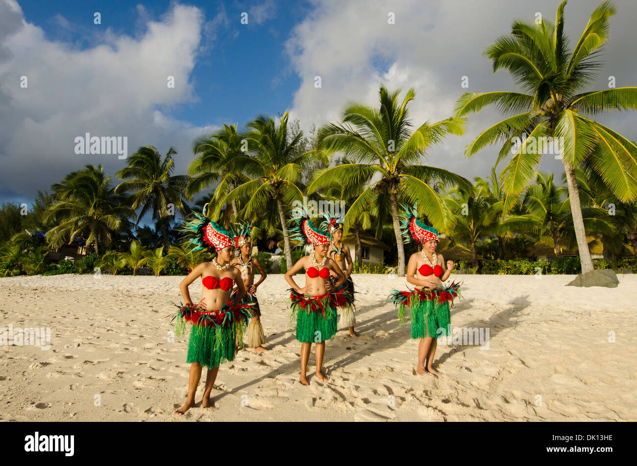 Pacific Island Culture Dance High Resolution Stock Photography and ...