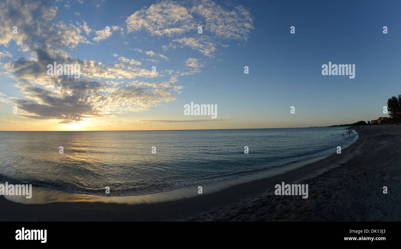 Sunset turtle hi-res stock photography and images - Alamy