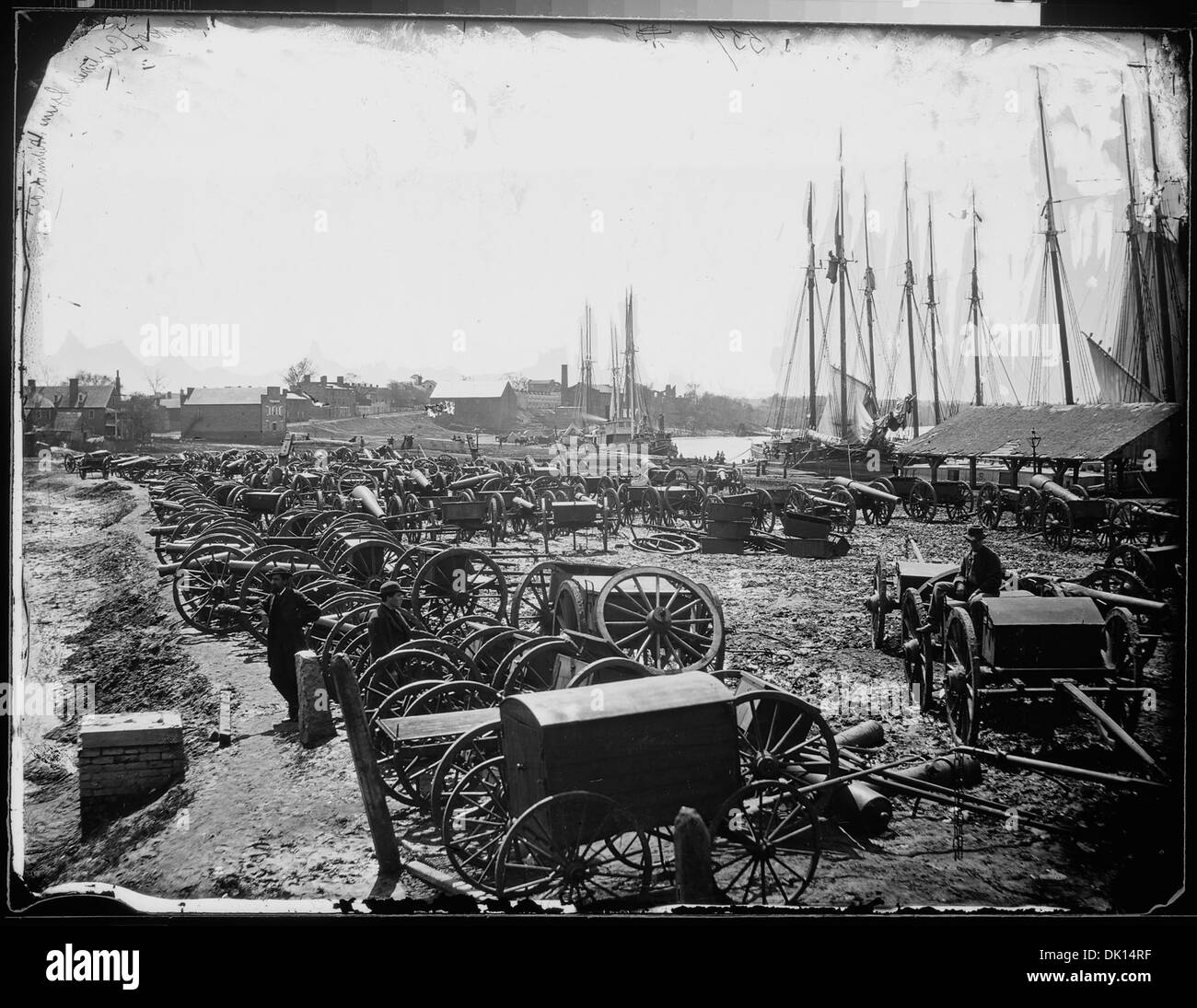 Guns civil war in Black and White Stock Photos & Images - Alamy