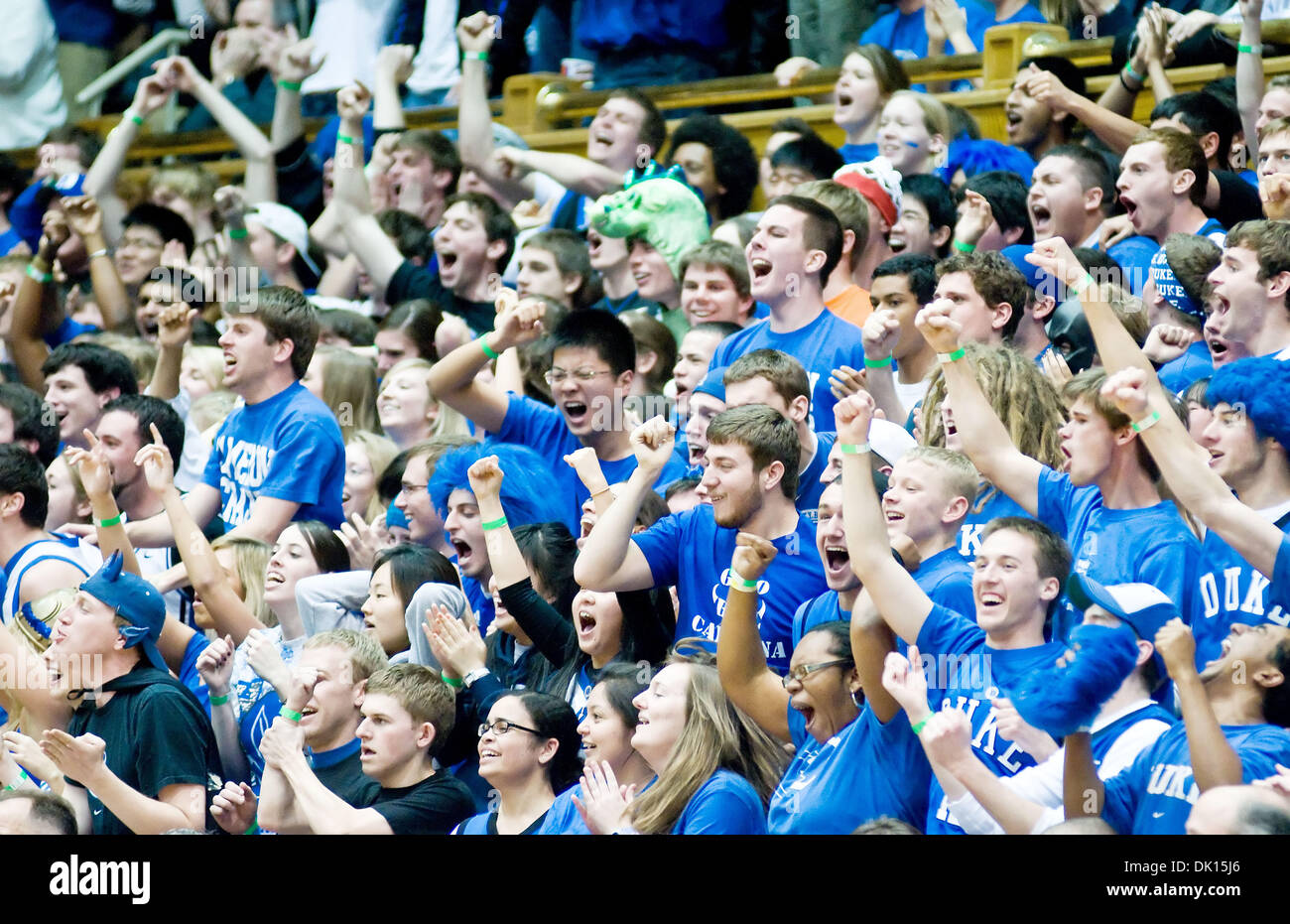 Jan. 15, 2011 - Durham, North Carolina, U.S - Duke fans celebrate a ...