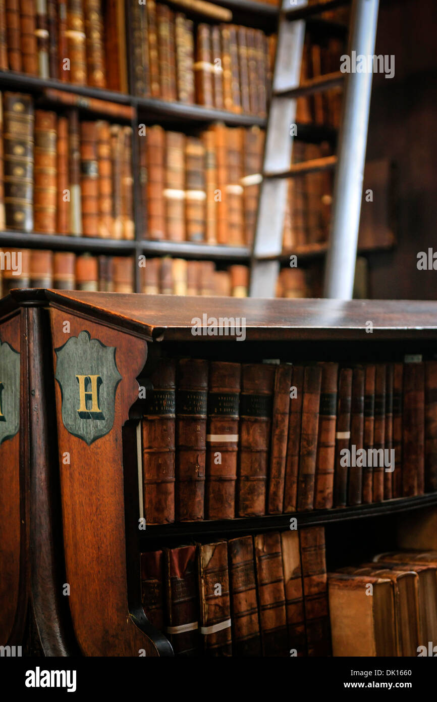 Trinity College Library, Dublin Stock Photo - Alamy